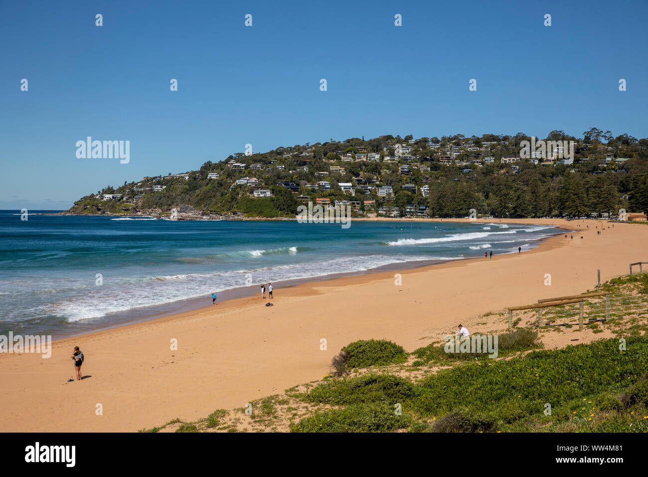 Spring beaches hi-res stock photography and images - Alamy