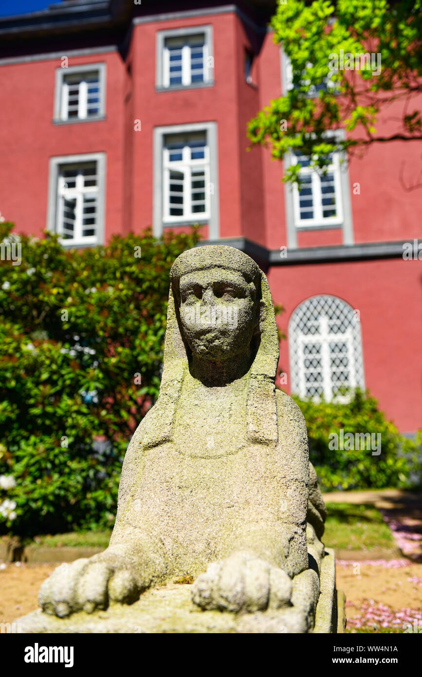 Sphinx statue hi-res stock photography and images - Alamy