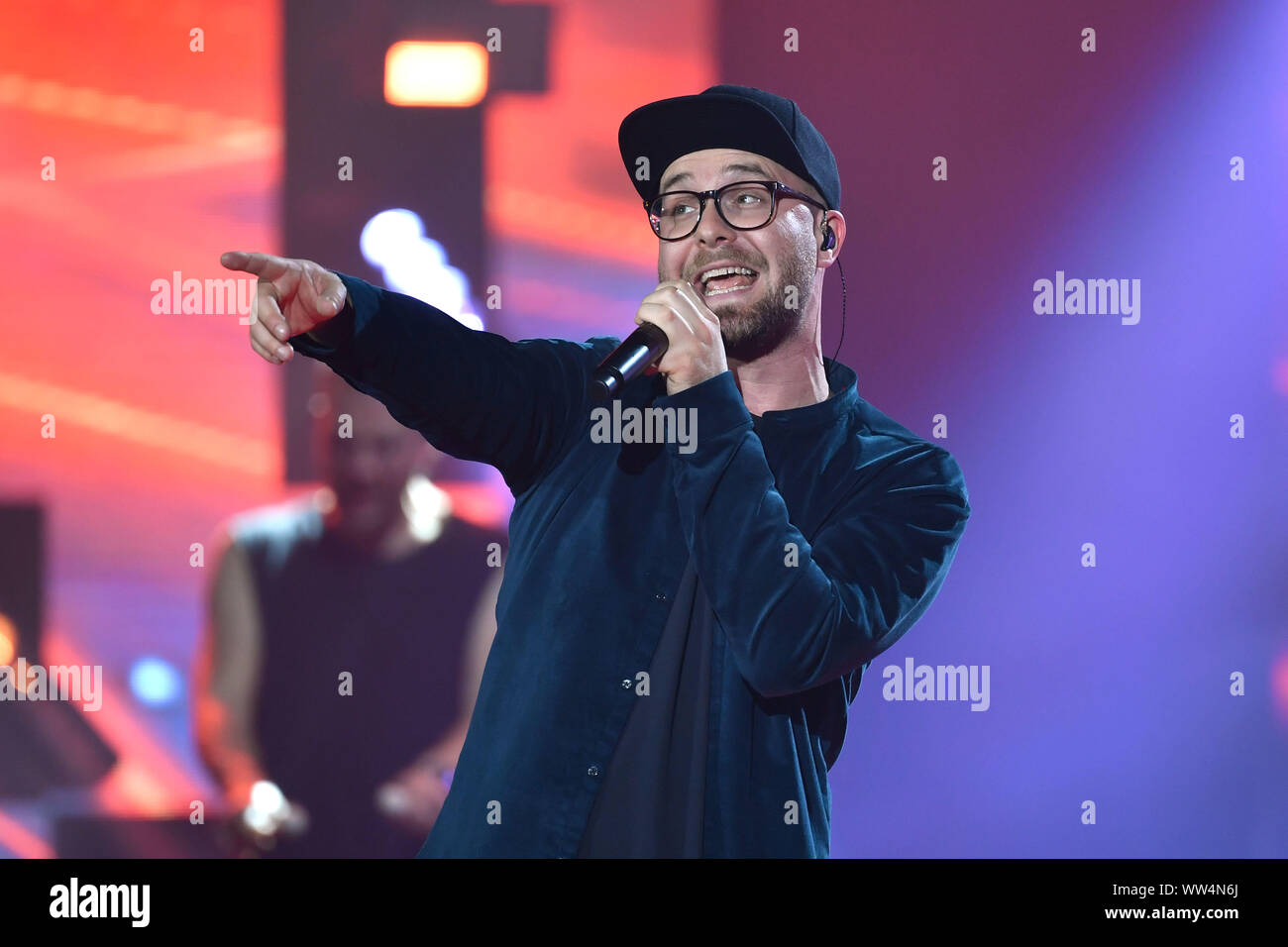 Mark FORSTER (musician), singing, singing, gig concert, stage, show ...