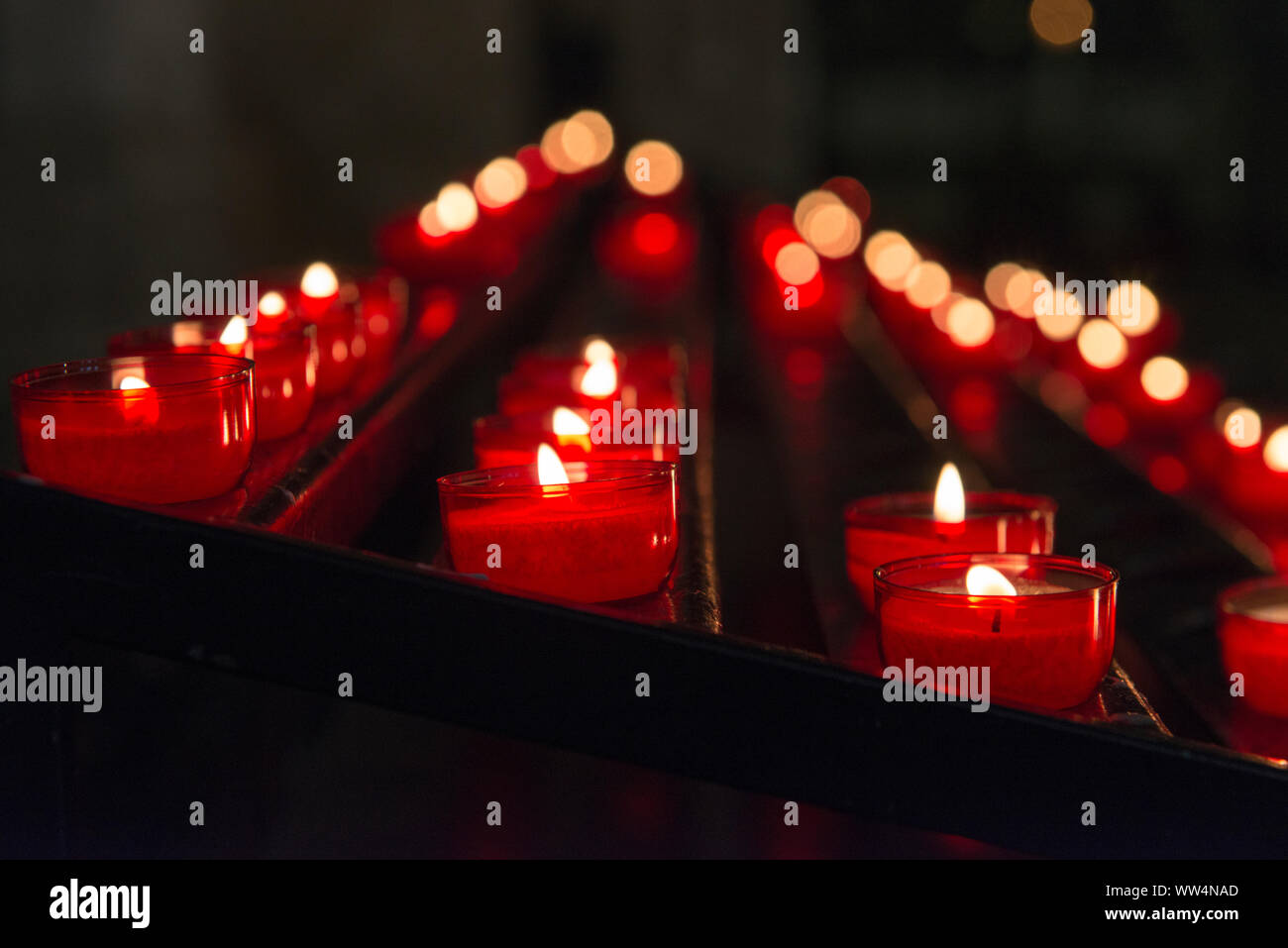 red votive candles Stock Photo - Alamy
