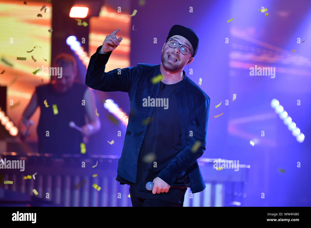 Mark FORSTER (musician), singing, singing, gig concert, stage, show ...