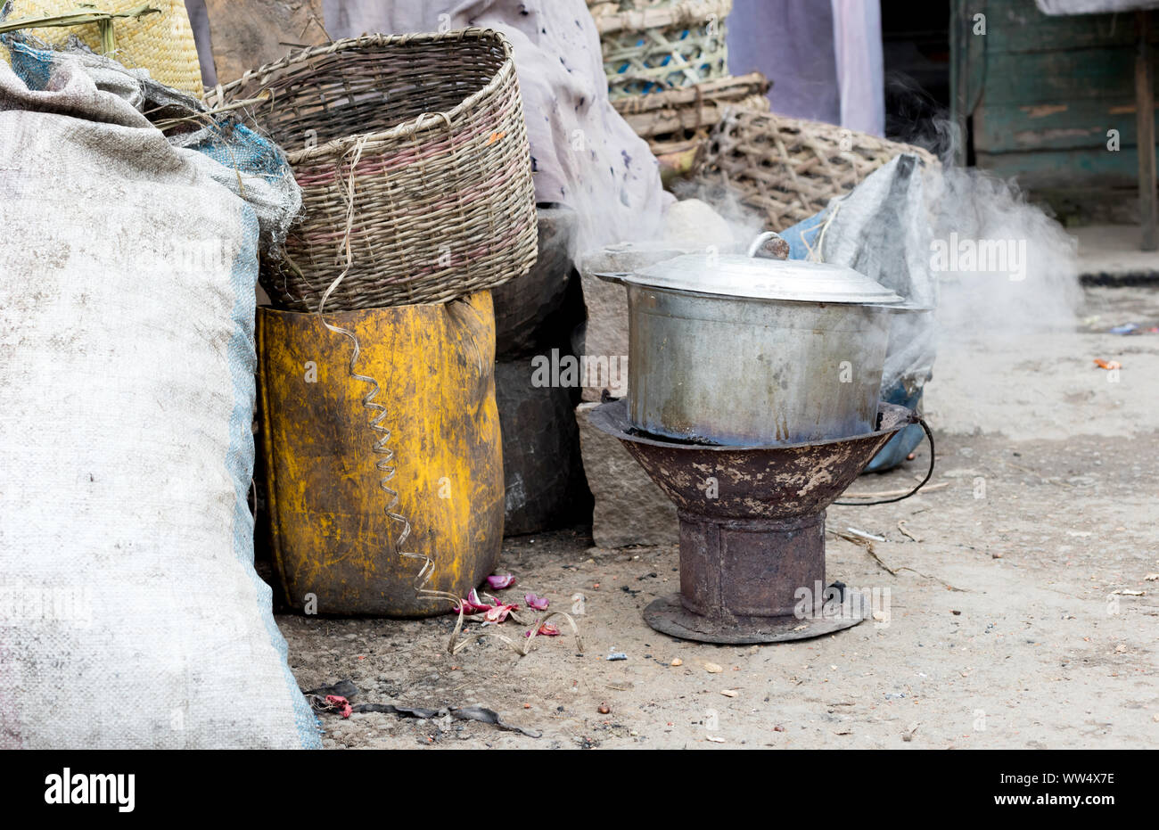 Cooking pot in use, dinner in Madagascar Stock Photo - Alamy