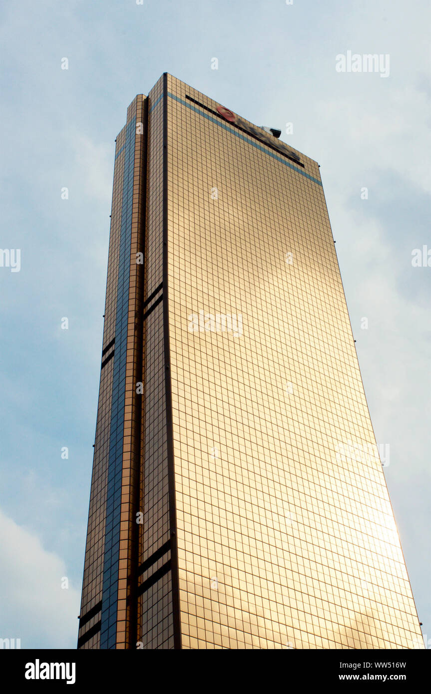 Building 63 in Seoul in summer in Korea with cloudy sky Stock Photo - Alamy