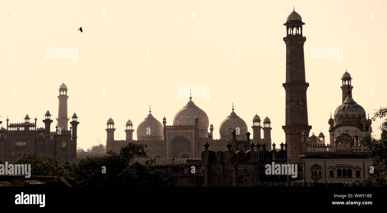 Lahore old city skyline Stock Photo - Alamy