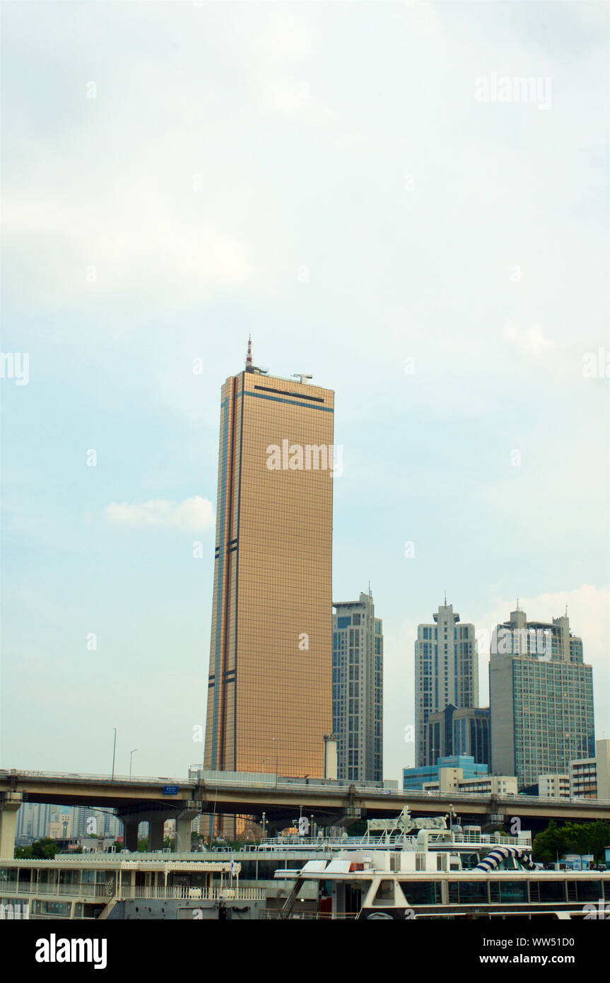 View to 63 building from the Hang river in Seoul in summer in South ...