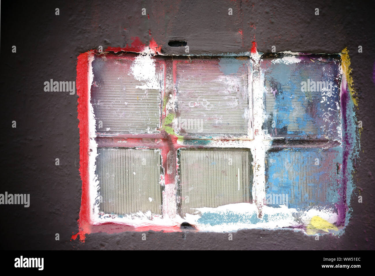 Colourful tiles hi-res stock photography and images - Alamy