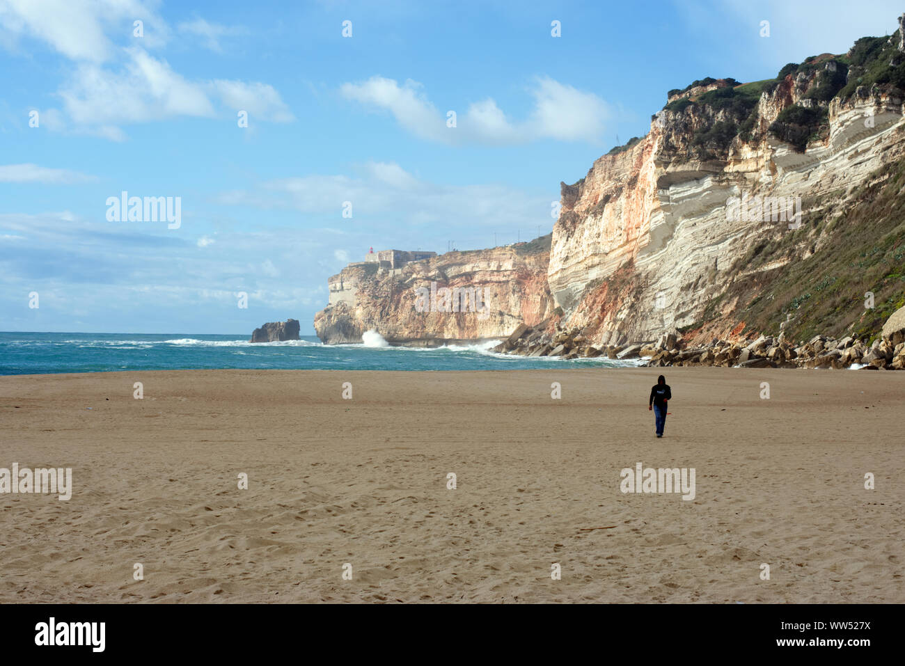 Nazare beach hi-res stock photography and images - Alamy
