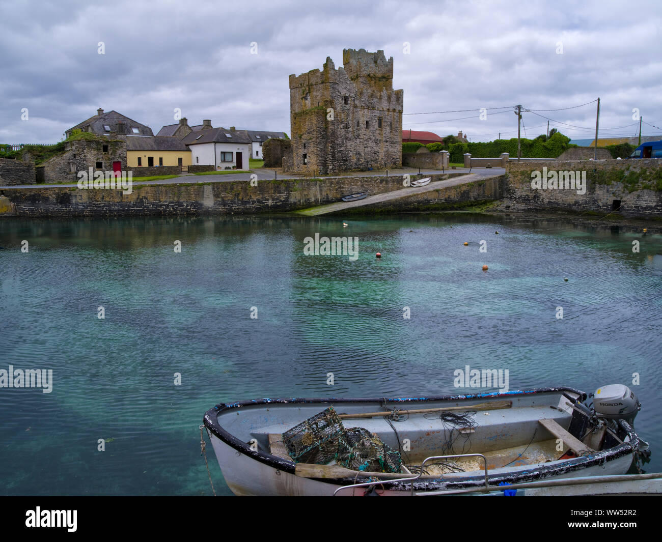 Small fishing harbour on hook peninsula hi-res stock photography and ...