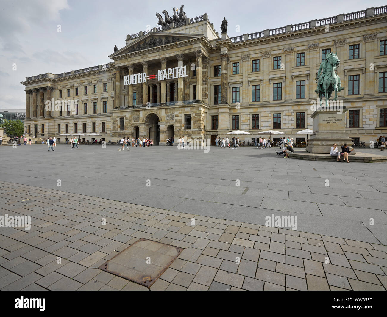 Brunswick Palace with forecourt Stock Photo - Alamy