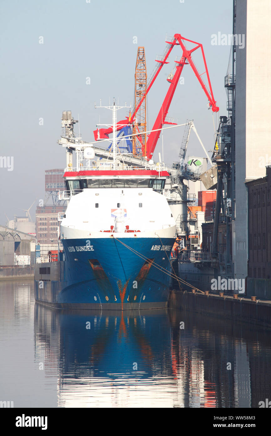 Timber ship hi-res stock photography and images - Alamy