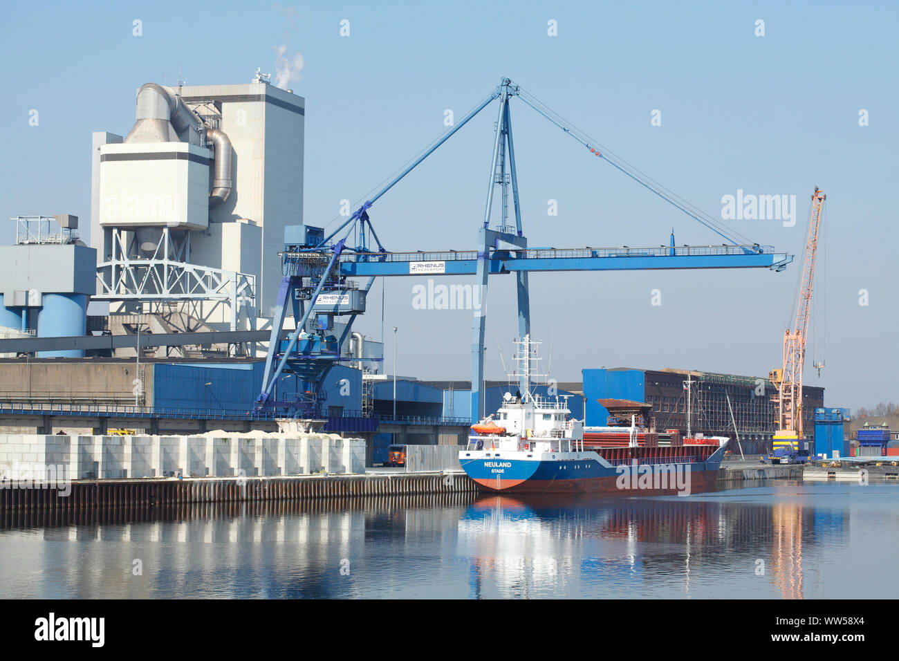 Historic industrial harbour hi-res stock photography and images - Alamy