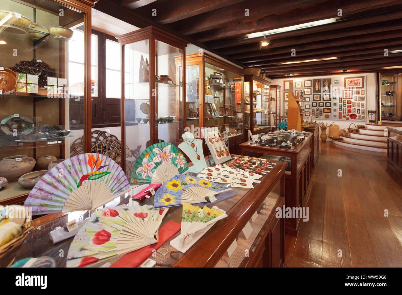 Shop for handicraft and souvenirs, La Orotava, Tenerife, Canary Islands ...