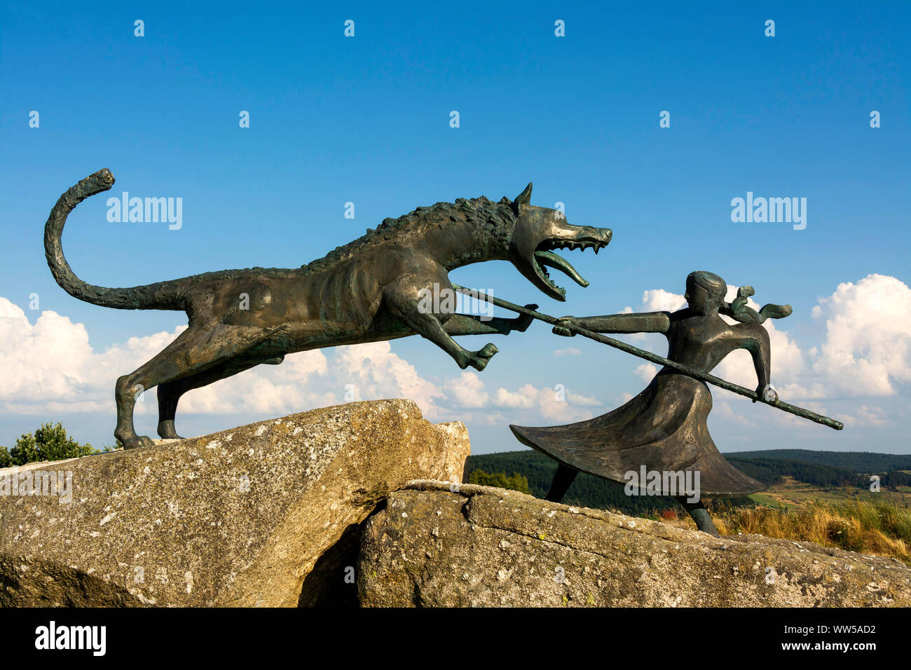 Sculpture of the Beast of Gévaudan by Philippe Kaeppelin, Auvers, Haute ...