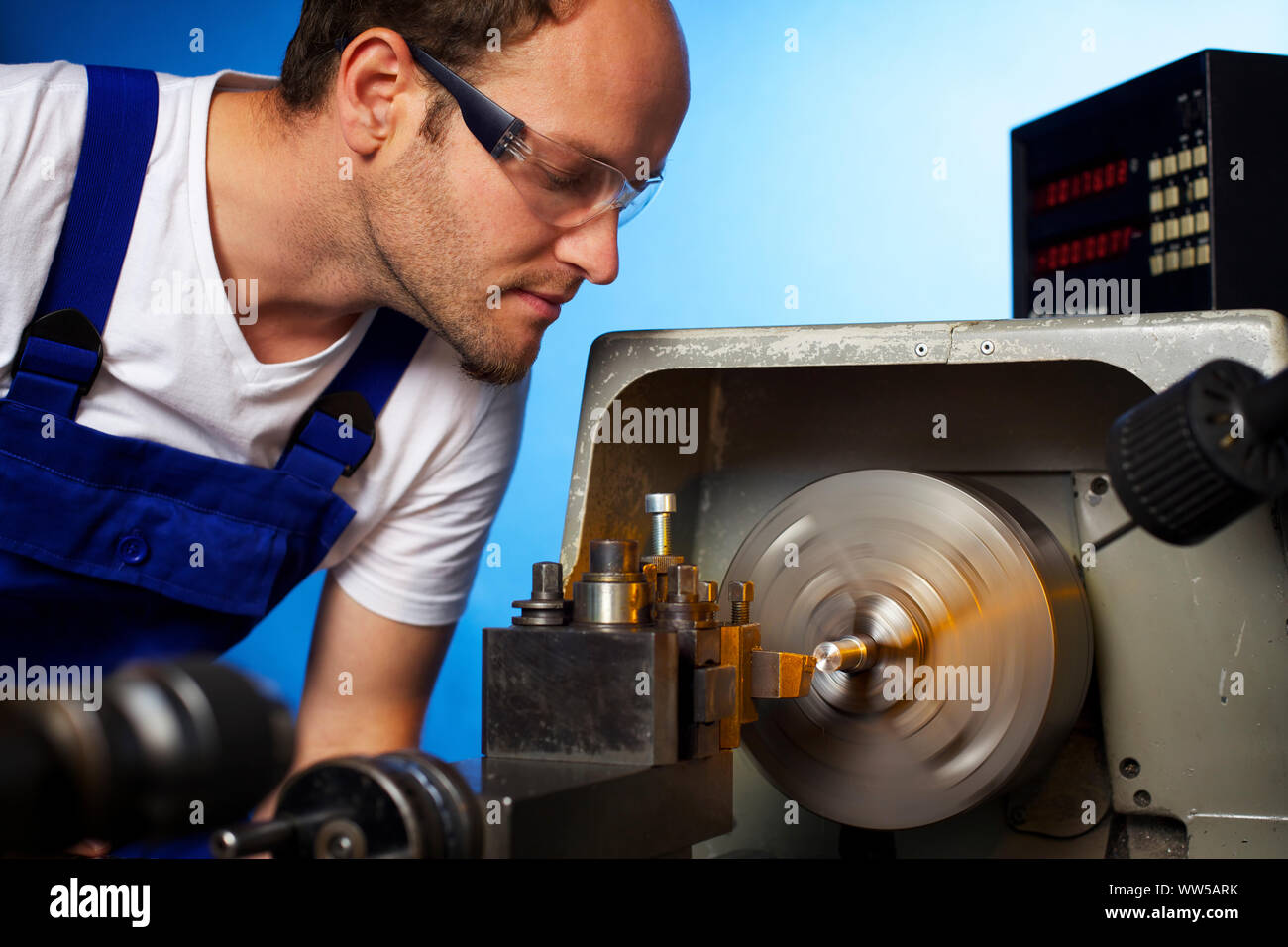 Lathe machine isolated hi-res stock photography and images - Alamy