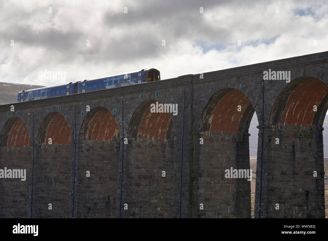 Freight train crossing viaduct hi-res stock photography and images - Alamy