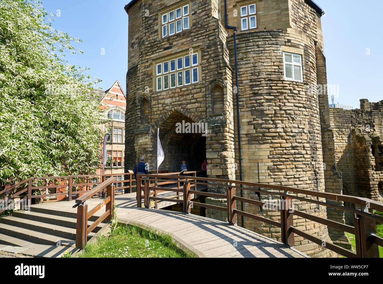Newcastle city centre, the gate hi-res stock photography and images - Alamy
