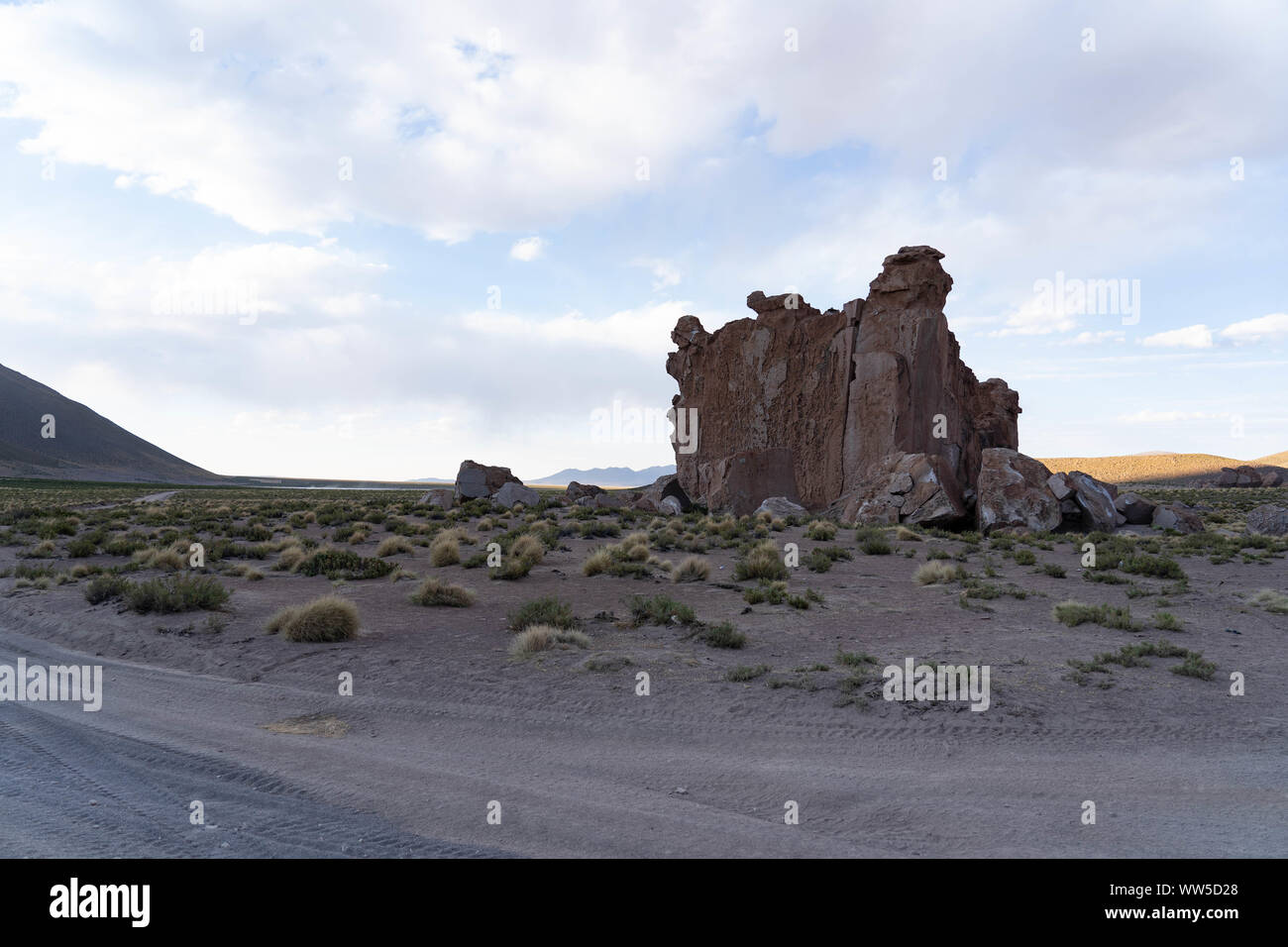 Salar de uyuni bolivia mirror hi-res stock photography and images - Alamy