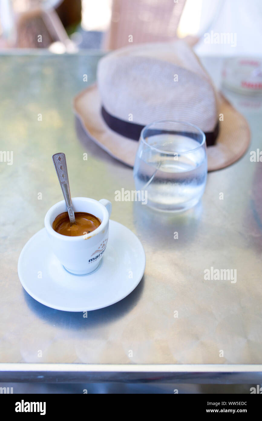 Straw in cup hat hi-res stock photography and images - Alamy