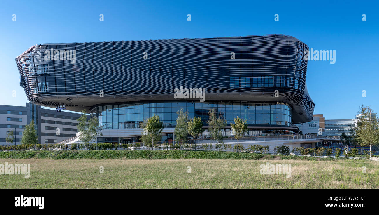 West Quay shopping centre with Showcase Cinema above. Southampton ...