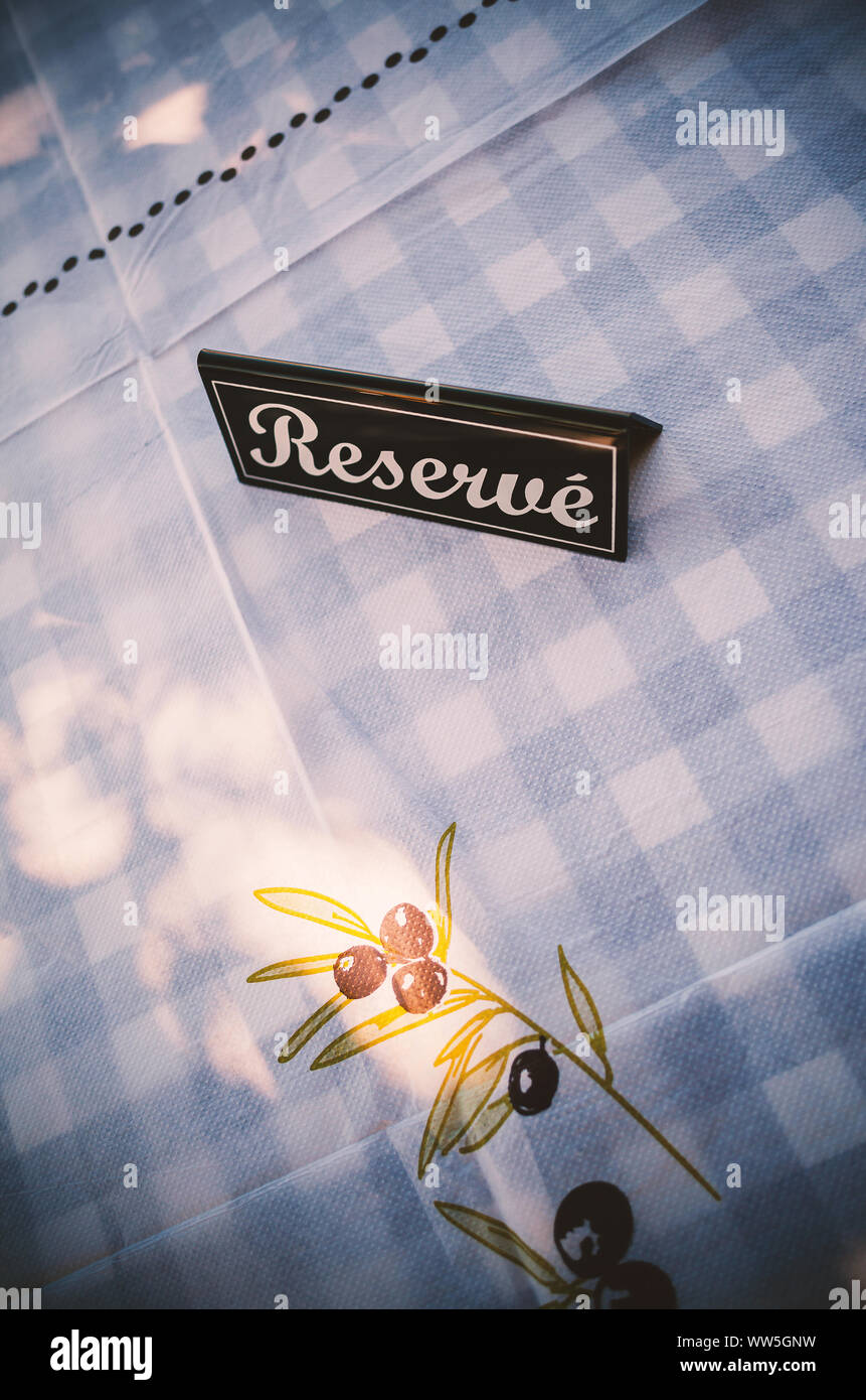 Vintage reserved restaurant table hi-res stock photography and images ...