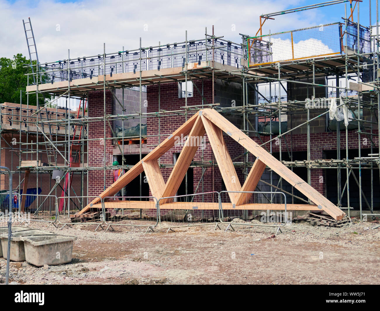 Newly built homes in a residential estate in England Stock Photo - Alamy