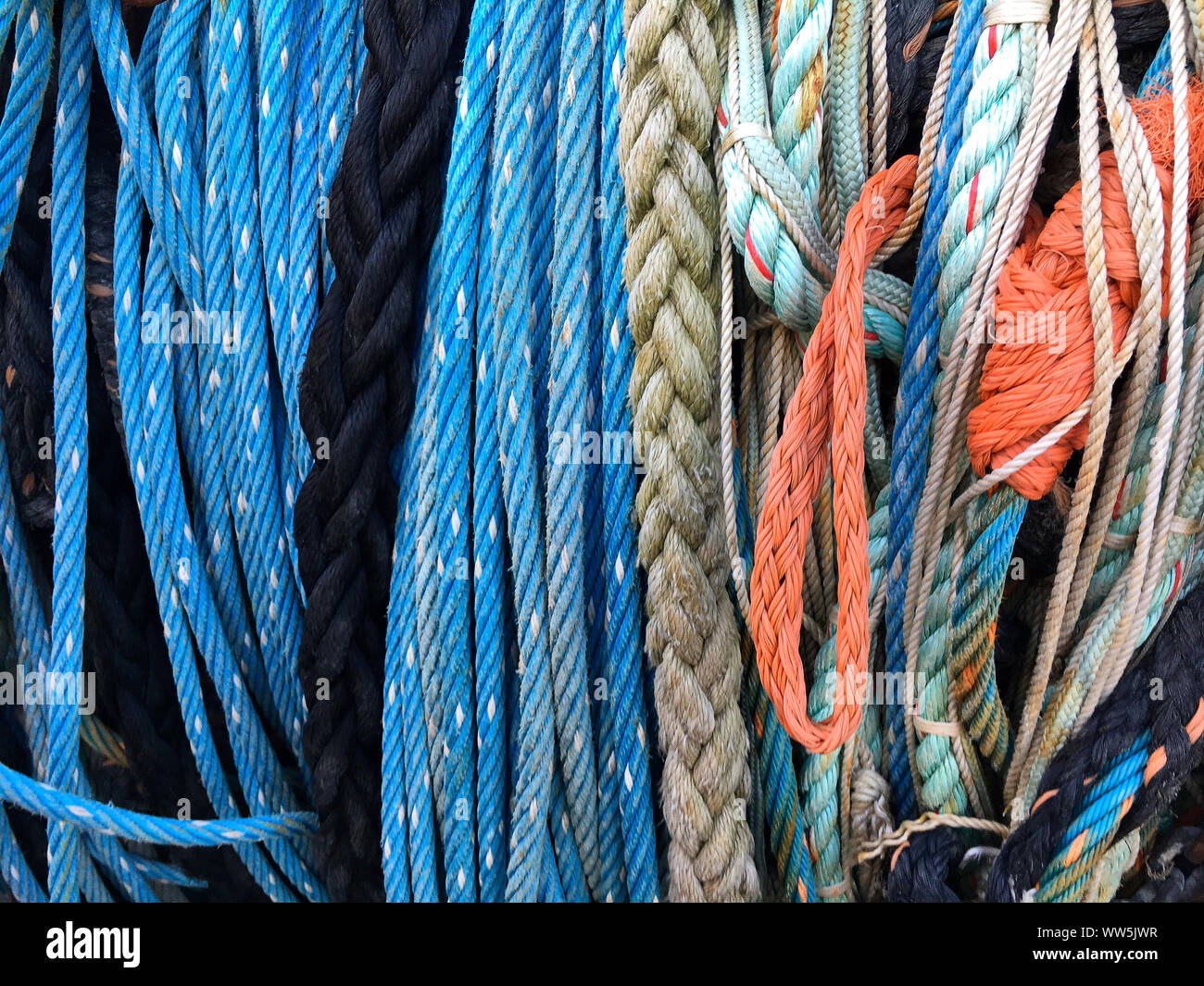 Haul rope hi-res stock photography and images - Alamy