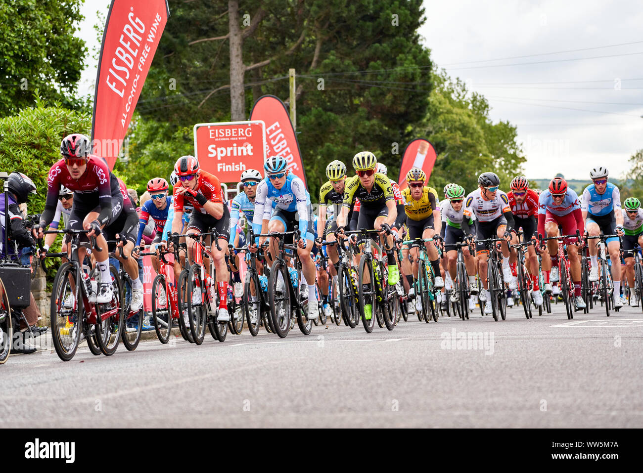 Professional peloton hi-res stock photography and images - Alamy