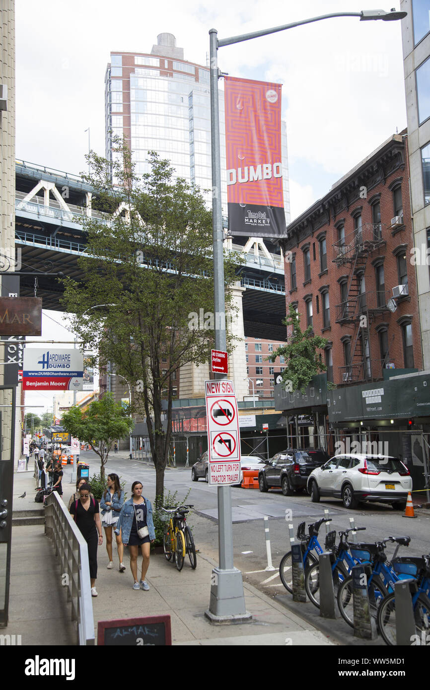 Diverse group walking down street hi-res stock photography and images ...