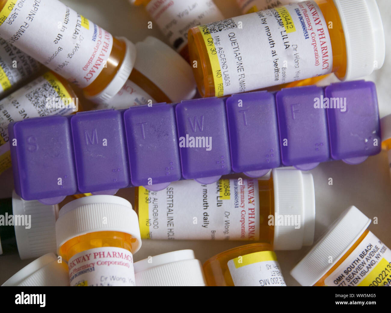 Antipsychotic drugs hi-res stock photography and images - Alamy