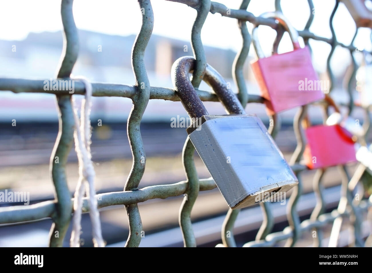 Close up new fence hi-res stock photography and images - Alamy