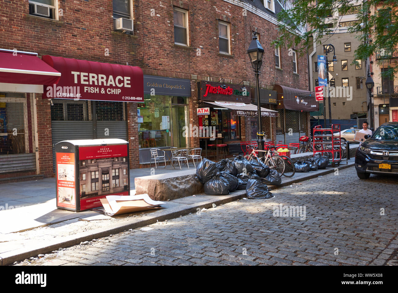 Restaurants on Stone Street NYC Stock Photo - Alamy