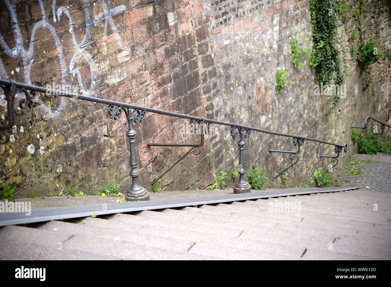 Steep stairs hi-res stock photography and images - Alamy