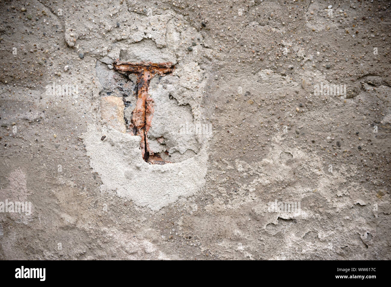 Sawed off hi-res stock photography and images - Alamy