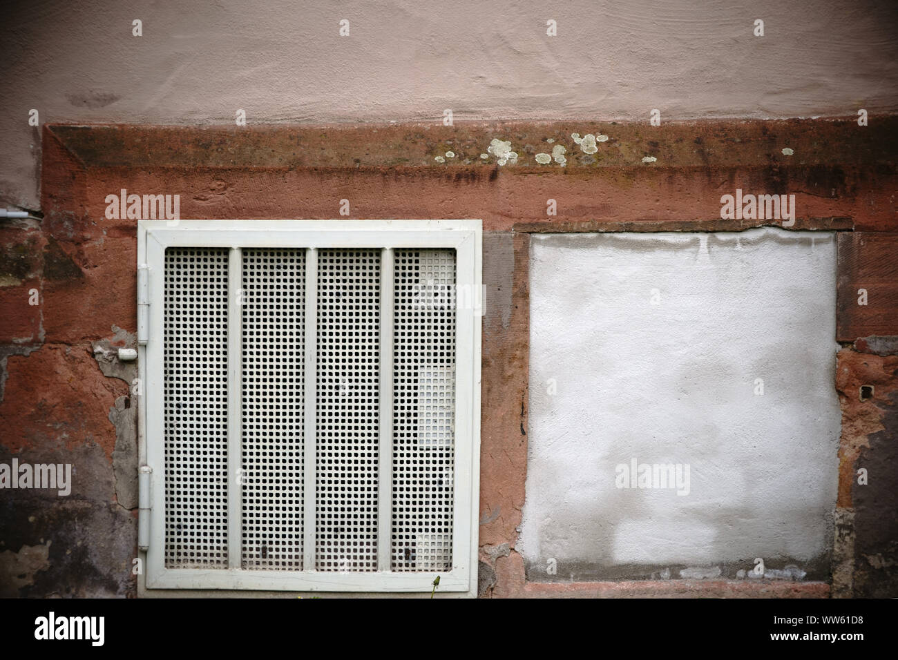 Hatch house hi-res stock photography and images - Alamy