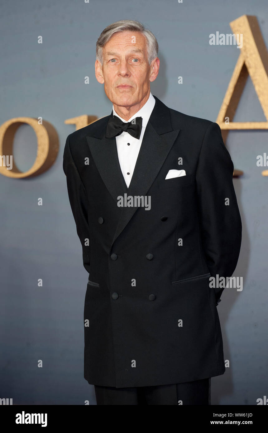 Douglas reith at the world premiere of downton abbey hi-res stock ...