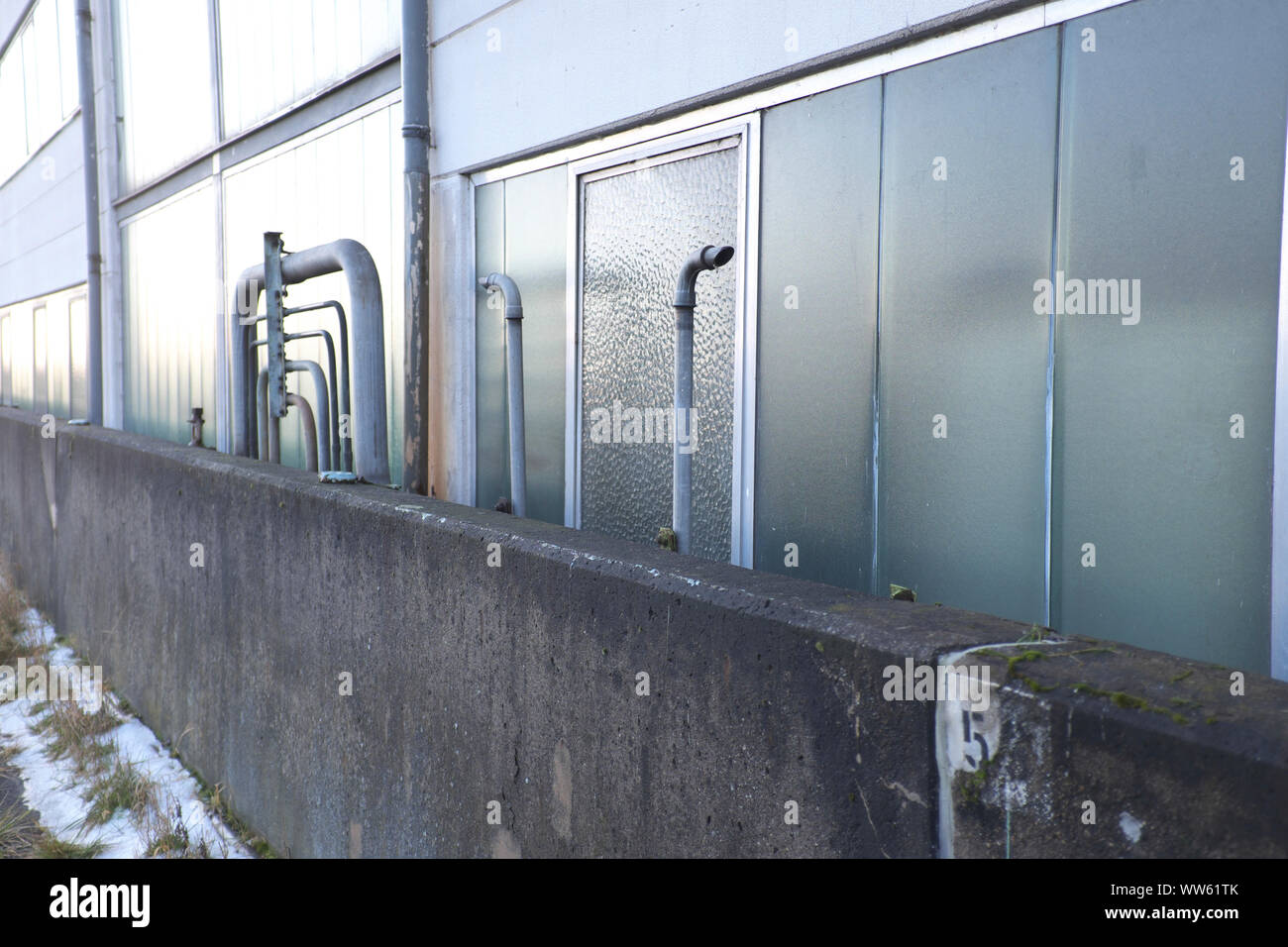Shipyard hall hi-res stock photography and images - Alamy