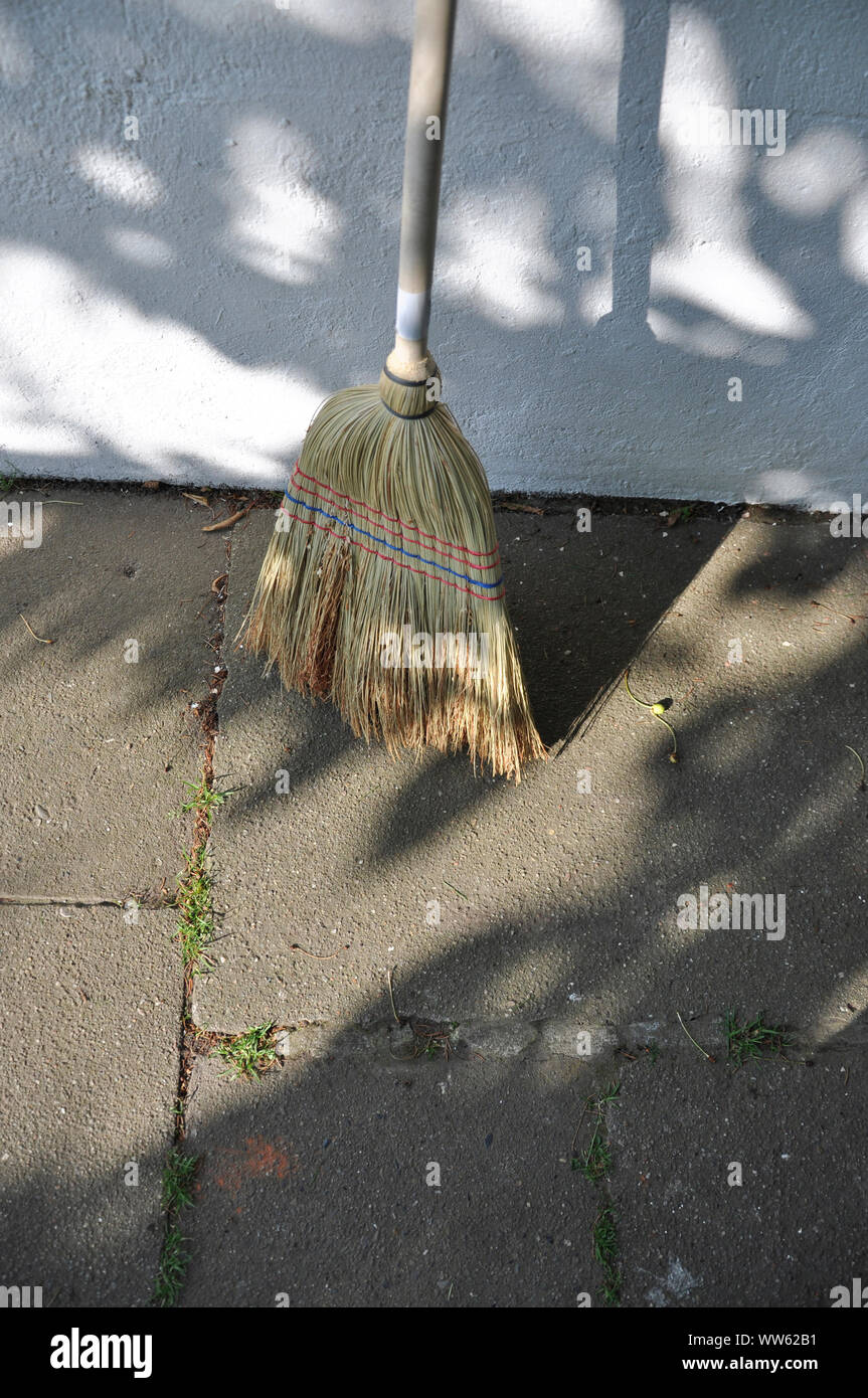 Room on the broom hi-res stock photography and images - Alamy