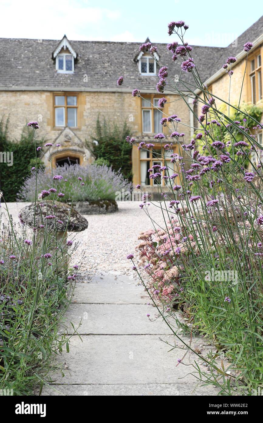 Upper slaughter manor hi-res stock photography and images - Alamy