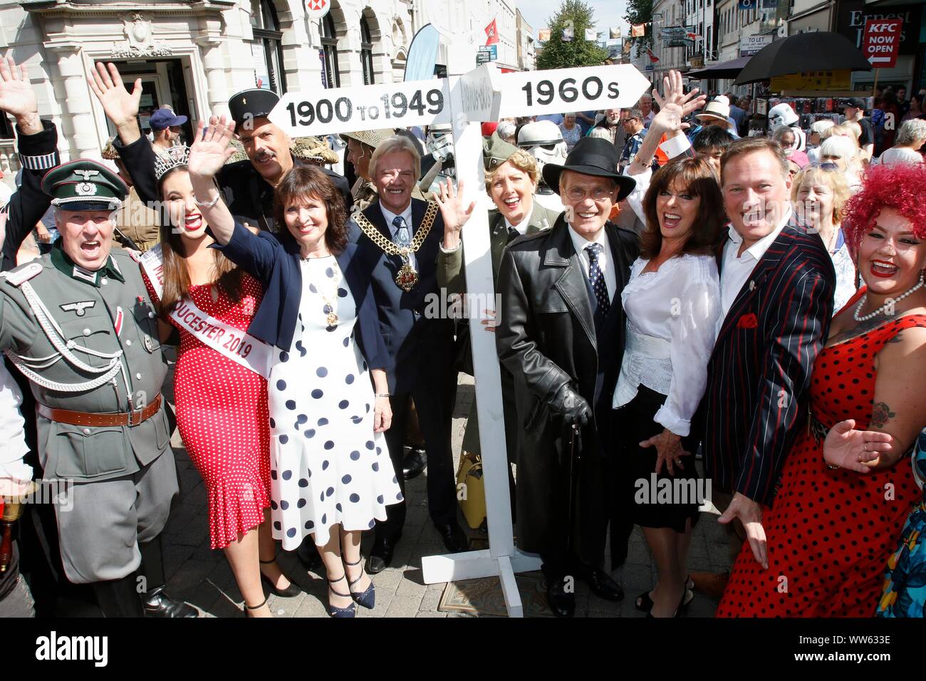'allo 'allo and television hi-res stock photography and images - Alamy