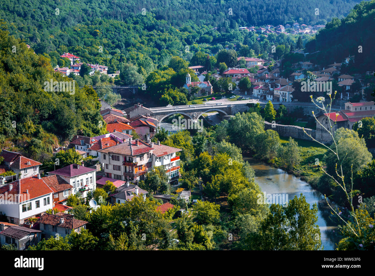 King's Bridge (Stone Bridge) Over Yantra River, Veliko Tarnovo ...