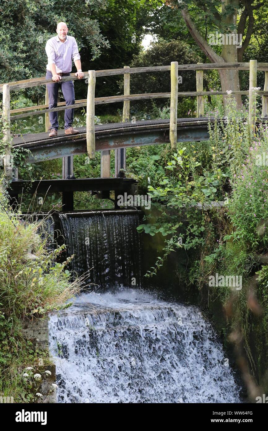 Everhot logo hi-res stock photography and images - Alamy