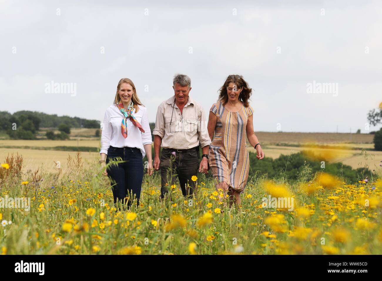 Farmers Steph Ackrill, Cathy and Ian Boyd Stock Photo - Alamy