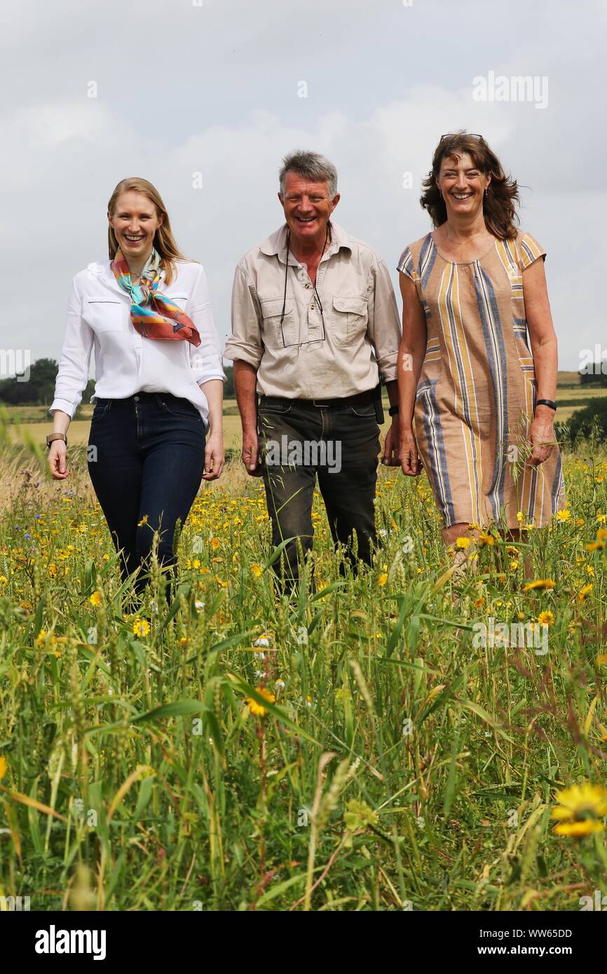 Farmers Steph Ackrill, Ian and Cathy Boyd Stock Photo - Alamy