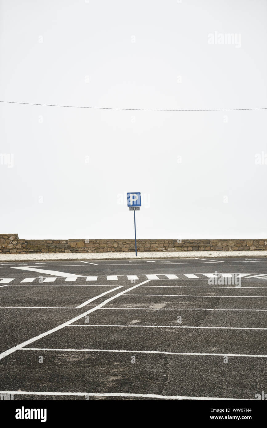 Empty parking lot Stock Photo - Alamy