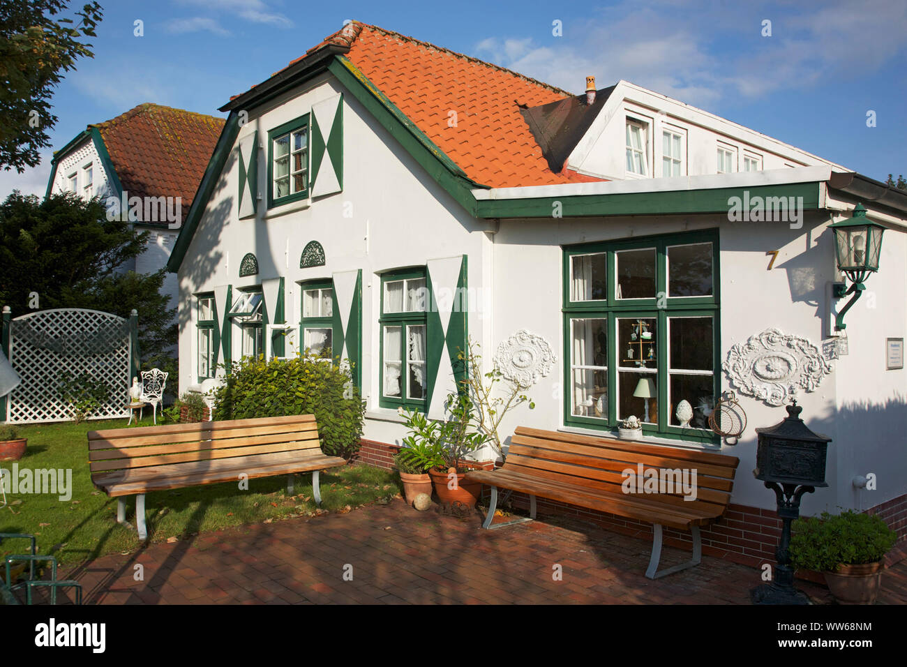 Practice house hi-res stock photography and images - Alamy