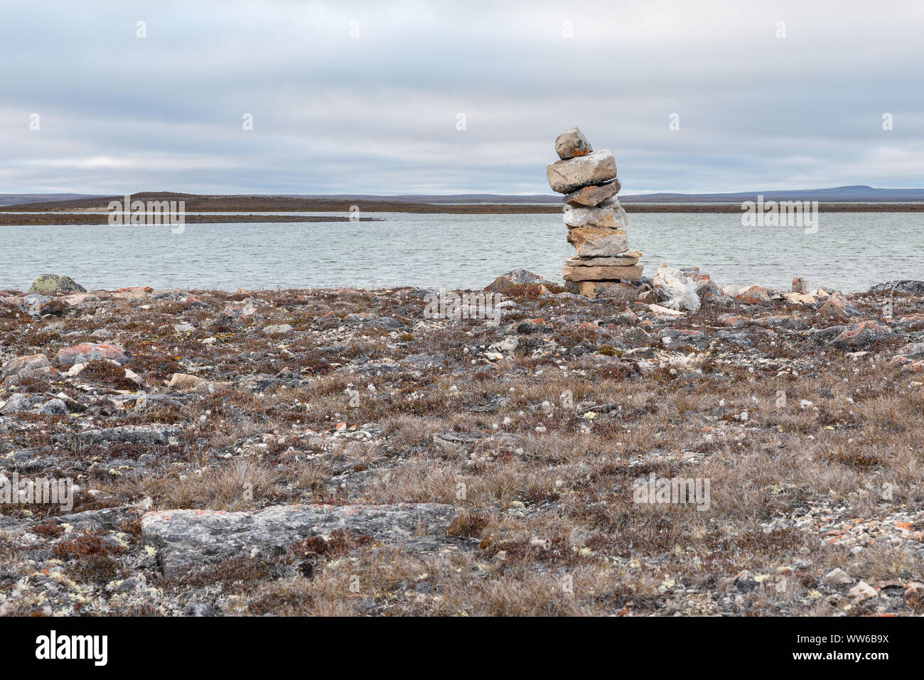 Inukshuk on Victoria Island in the High Arctic Stock Photo - Alamy