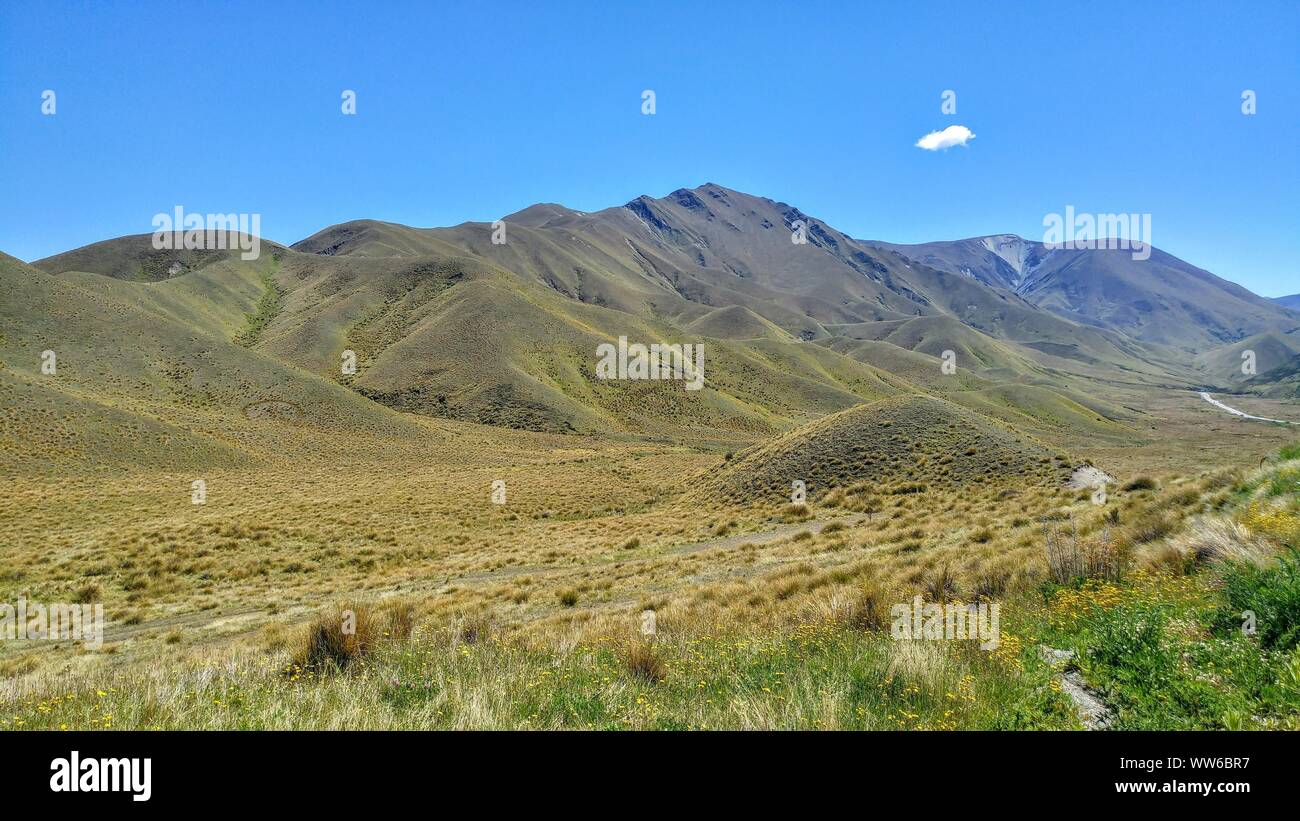 Barren landscape green grass hi-res stock photography and images - Alamy