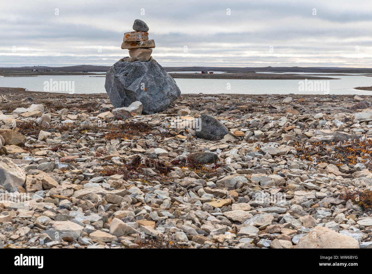 Inuit people high arctic hi-res stock photography and images - Alamy