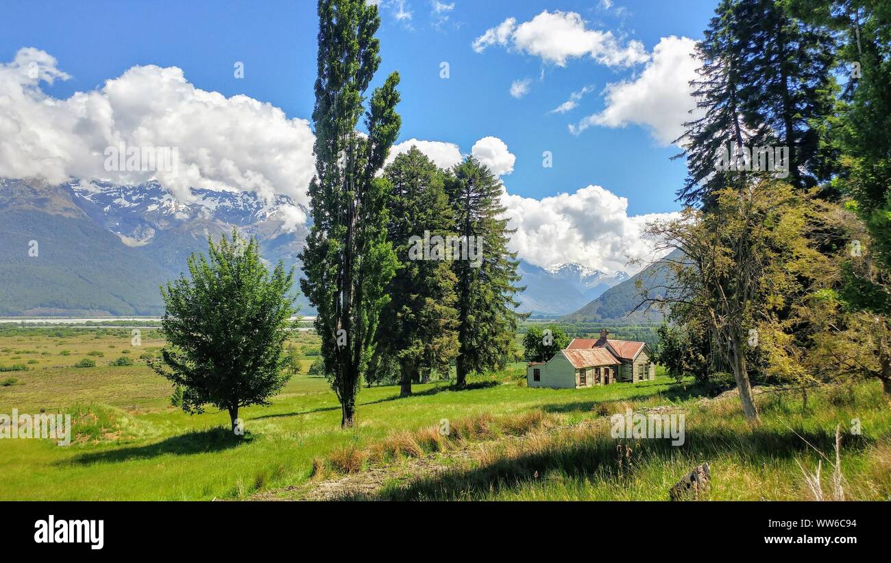 Idyllic bridges hi-res stock photography and images - Alamy