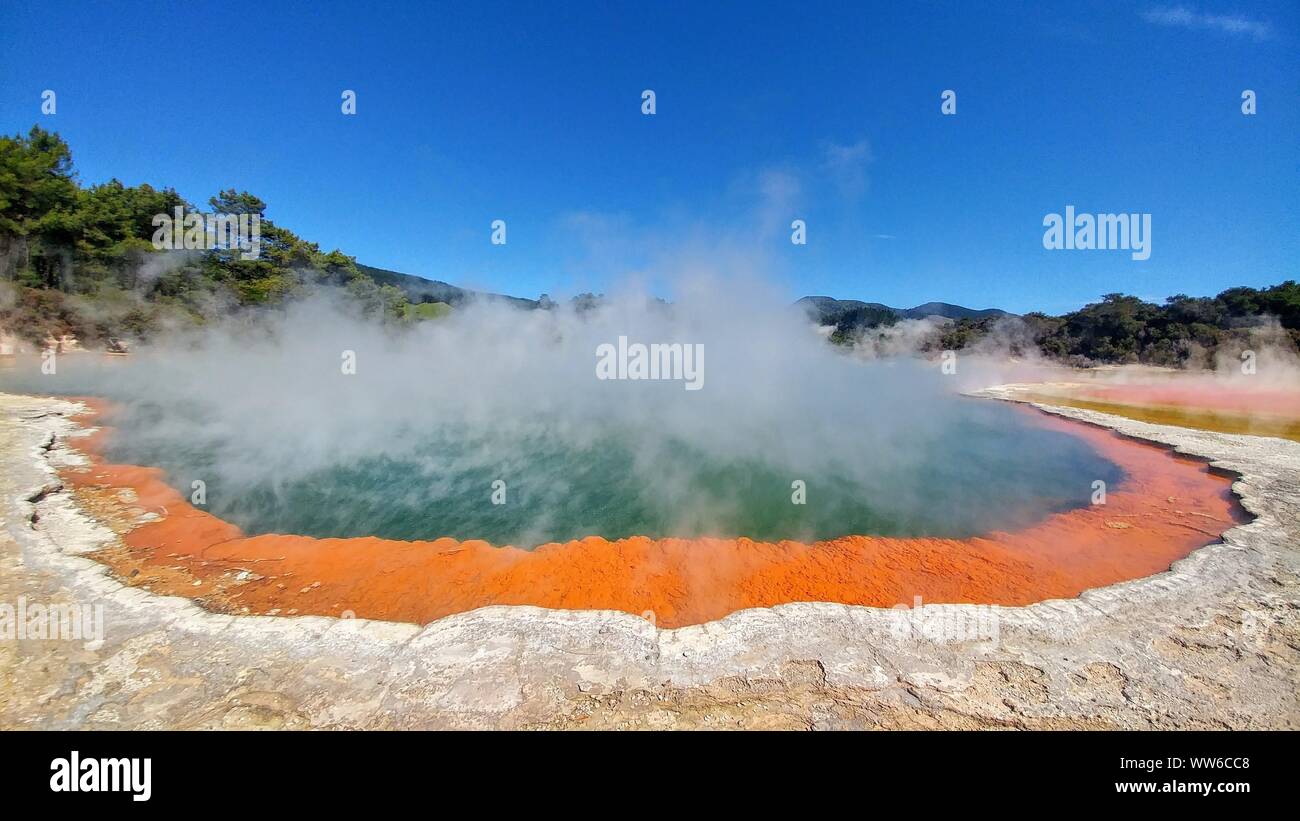 Thermal stress hi-res stock photography and images - Alamy